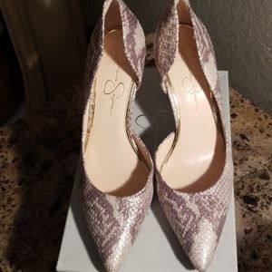 Jessica Simpson Shoes | Gold Heels | Poshmark